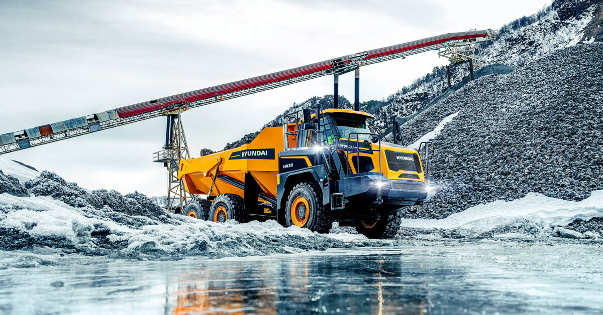 Operator Challenge Demo | HD Hyundai Construction Equipment